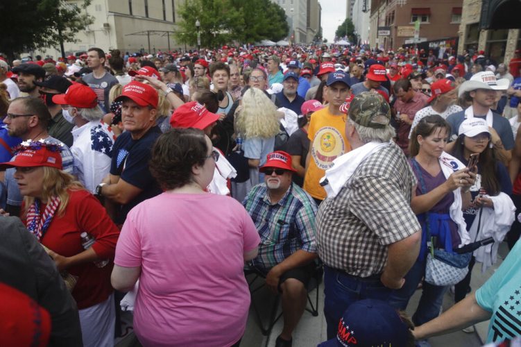 Metal barriers, Trump gear: Crowd readies for Tulsa rally | News ...